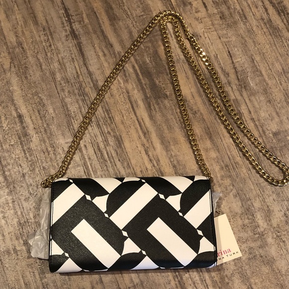 Trina Turk | Bags | Nwt Trina Turk Trifold Crossbody Chain Geo Wallet ...